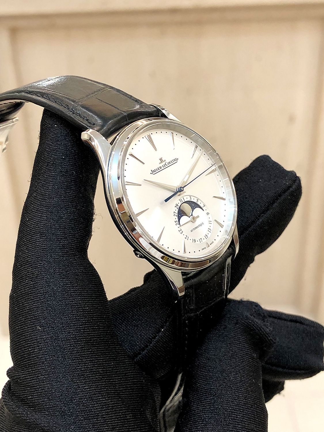 Đồng hồ Jaeger-LeCoultre Master Ultra Thin Moon Q1368430